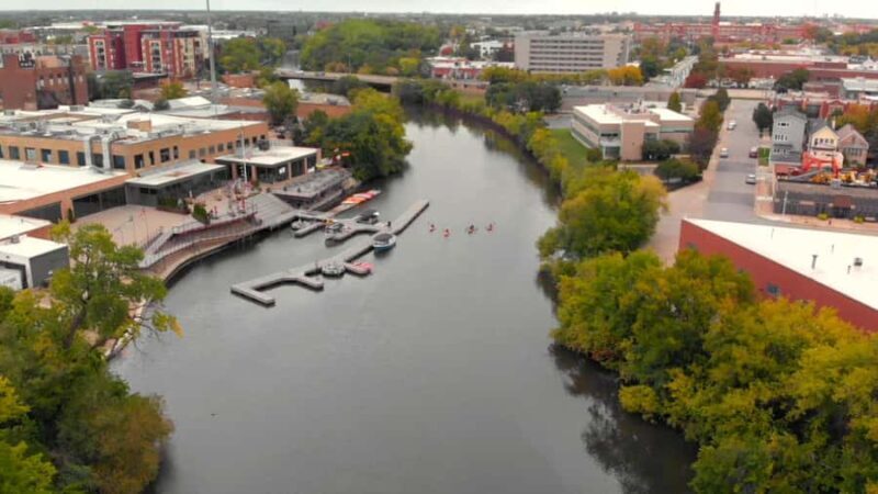 Chicago: 2-Hour Kayak Rental from North Rockwell - An In-Depth Look at the Kayak Rental Experience