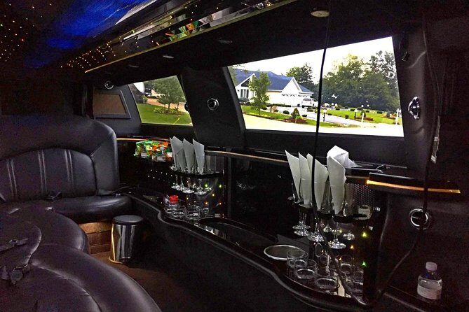 Chicago 2-Hour Sightseeing Transfer by Luxury Stretch Limo - What Reviewers Say and What You Should Know
