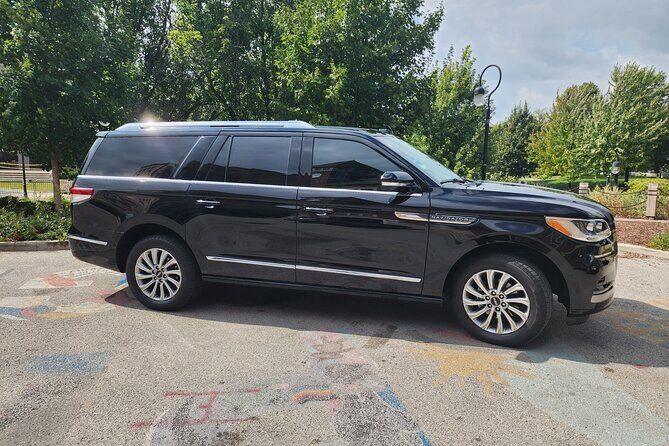Chicago Airport Transfer: Chicago to O'Hare Airport in Luxury SUV - An In-Depth Look at the Luxury SUV Transfer Experience