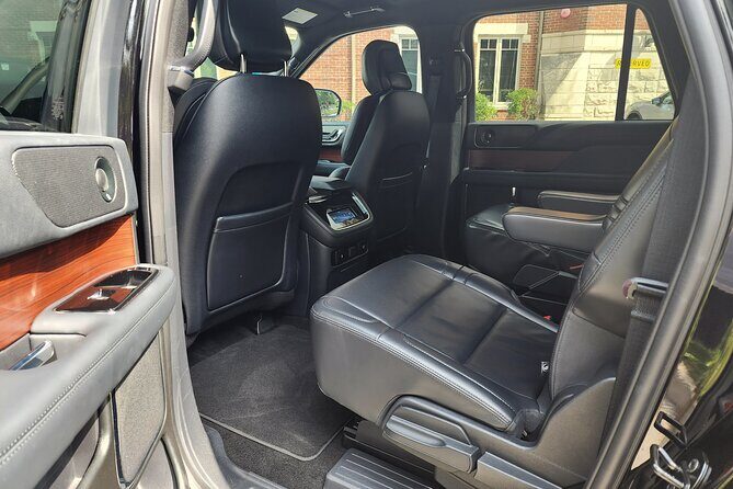 Chicago Airport Transfer: Chicago to O'Hare Airport in Luxury SUV - Why This Service Works Well