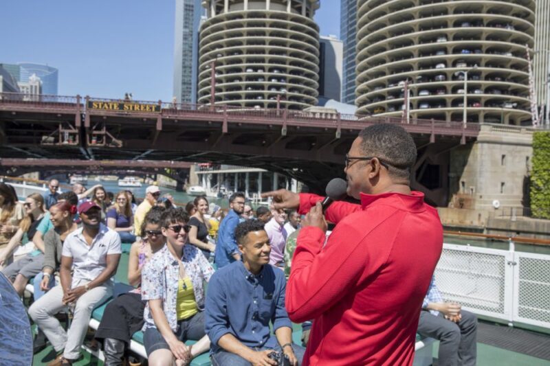 Chicago: Architecture Center Cruise on Chicago's First Lady - FAQs