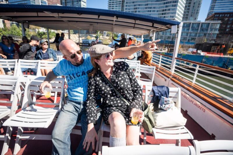 Chicago: Architecture River Cruise Skip-the-Ticket Line - A Well-Balanced Experience