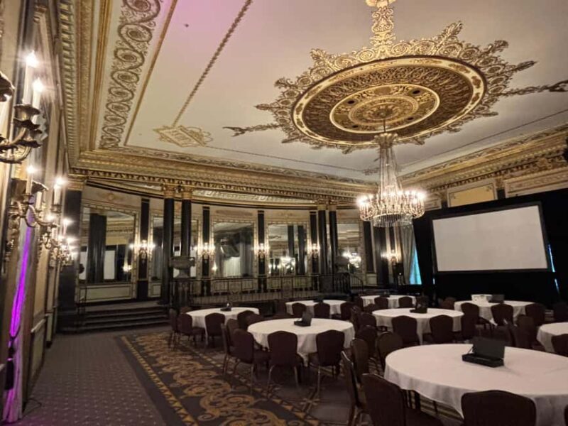 Chicago: Architecture & True Crime History - Who This Tour Is Best For