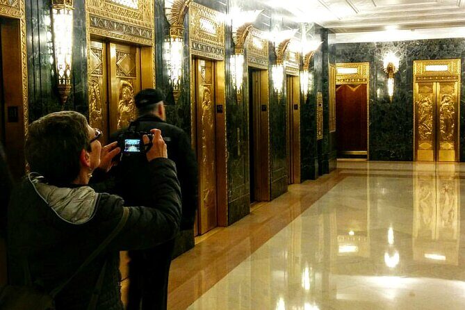 Chicago Architecture Walking Tour: Incredible Art Deco Interiors - Authentic Experiences and Authenticity