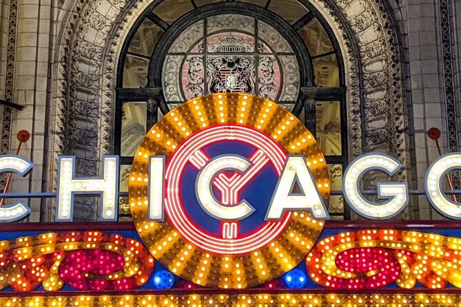 Chicago Architecture Walking Tour: Incredible Art Deco Interiors - The Sum Up