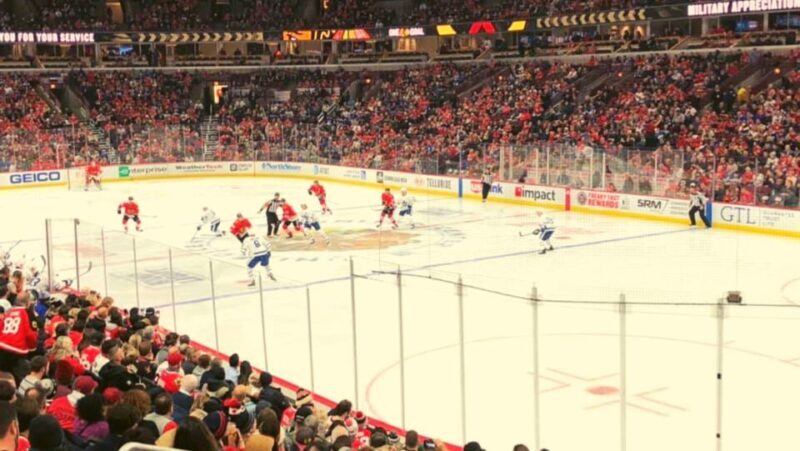 Chicago: Chicago Blackhawks NHL Game Ticket at United Center - Is It Right for You?