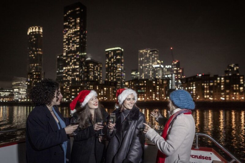 Chicago: Christmas Eve Lake Michigan Gourmet Dinner Cruise - Who Would Love This Cruise?