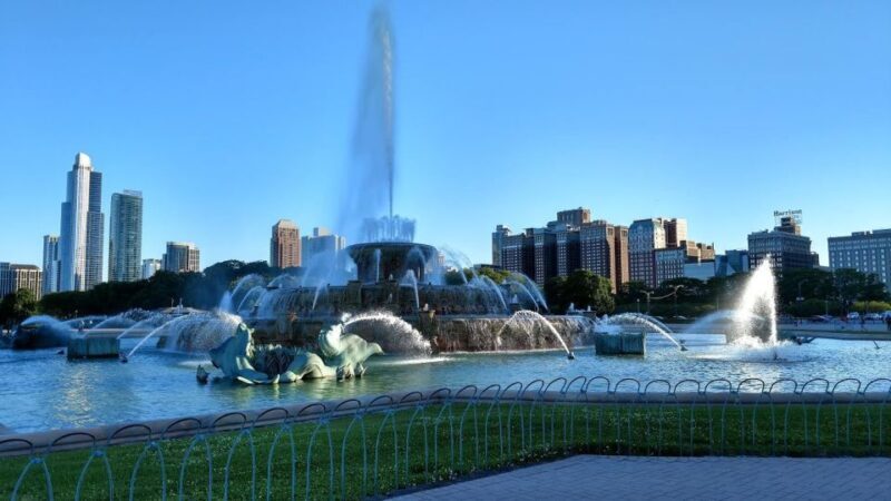 Chicago: City Minibus Tour with Optional Architecture Cruise - FAQ