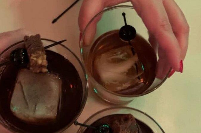 Chicago Cocktail Adventure Part 2 - Authentic Experiences and What Travelers Say