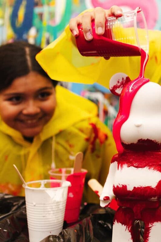 Chicago: Creative Team Building - Paint Your Own Fluid Bear - Introduction