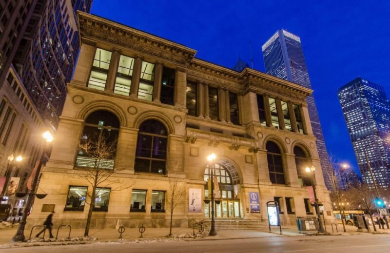 Chicago Downtown Highlights Private Walking Tour - Why Choose This Tour?