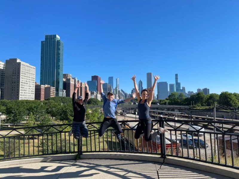 Chicago: Downtown Highlights Running Tour - Key Points