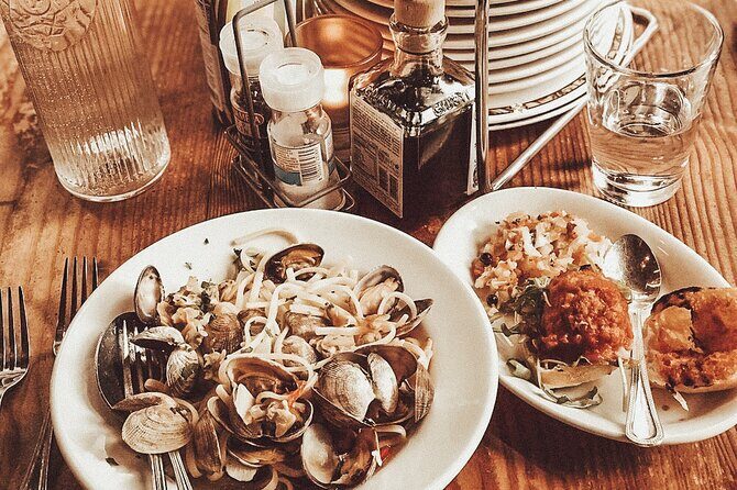 Chicago Foods Tour with The Loop, Skyline, Millennium Park - FAQs