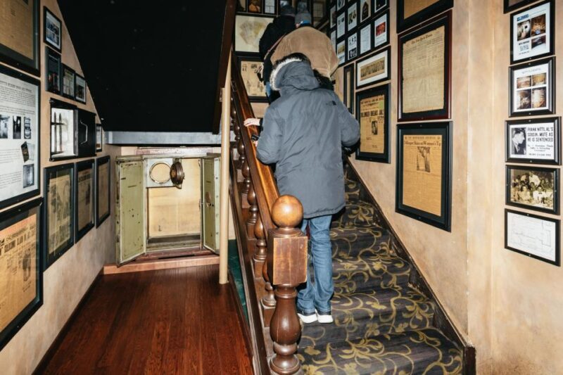 Chicago: Gangsters and Food Tasting Walking Tour - Final Thoughts