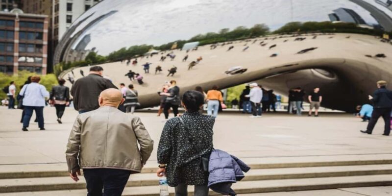 Chicago Highlights Walking Tour with Skydeck & Cruise - Who Should Consider This Tour?