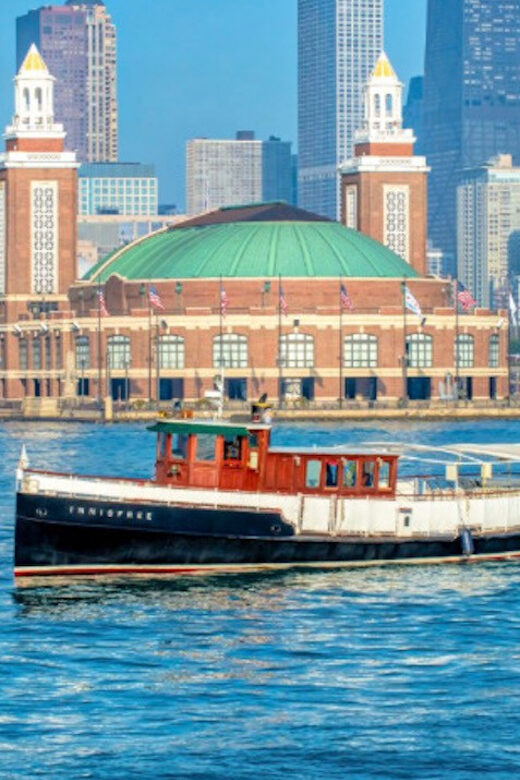 Chicago: Historic Architecture Chicago River Small Boat Tour - The Value of the Experience