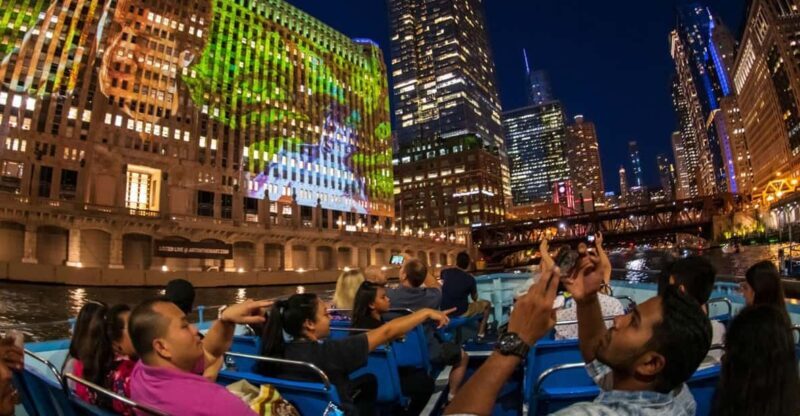 Chicago: Historic Gangsters & Ghosts Night Cruise - What You Can Expect on the Chicago: Historic Gangsters & Ghosts Night Cruise