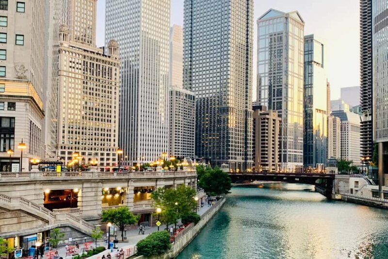 Chicago: Magnificent Mile Tour With Optional 360 Chicago - Authenticity and Authentic Learning