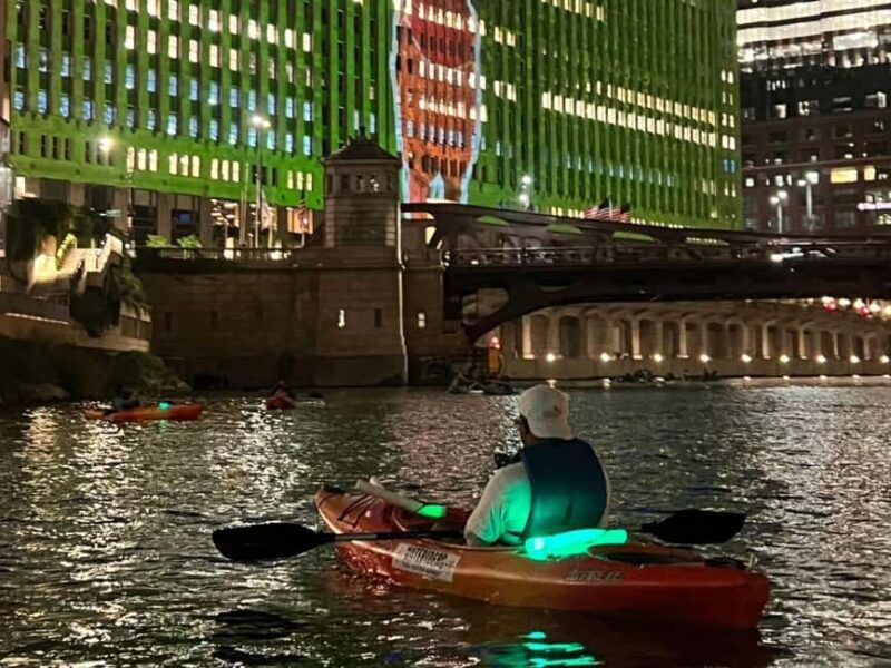 Chicago: Moonlight Paddle Tour on the Chicago River - Key Points