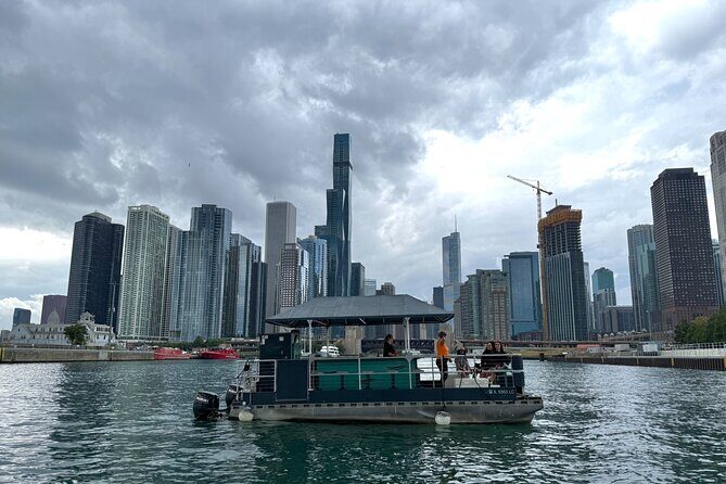 Chicago River Guided Ghost Tour - An In-Depth Look at the Chicago River Ghost Tour