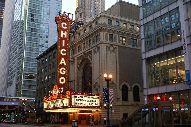 Chicago Seasonal Stroll Walking Tour of Holiday Attractions - Chicago Seasonal Stroll Walking Tour of Holiday Attractions