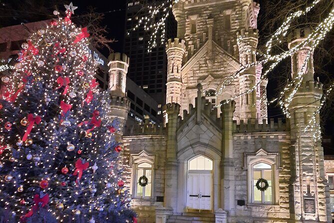 Chicago Seasonal Stroll Walking Tour of Holiday Attractions - FAQs