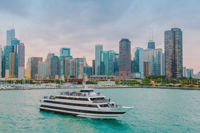 Chicago Signature Lunch Cruise on Lake Michigan - What to Expect Inside and Out