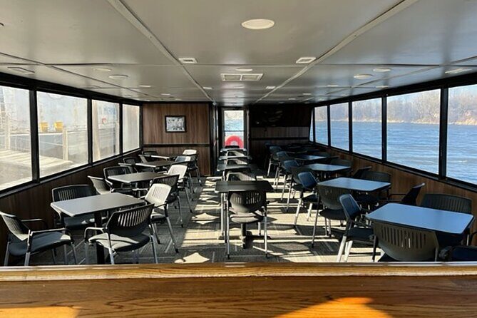 Chicago Skyline Sunday Funday Mimosa/Bloody Mary Party Cruise - Who This Tour Is Best For