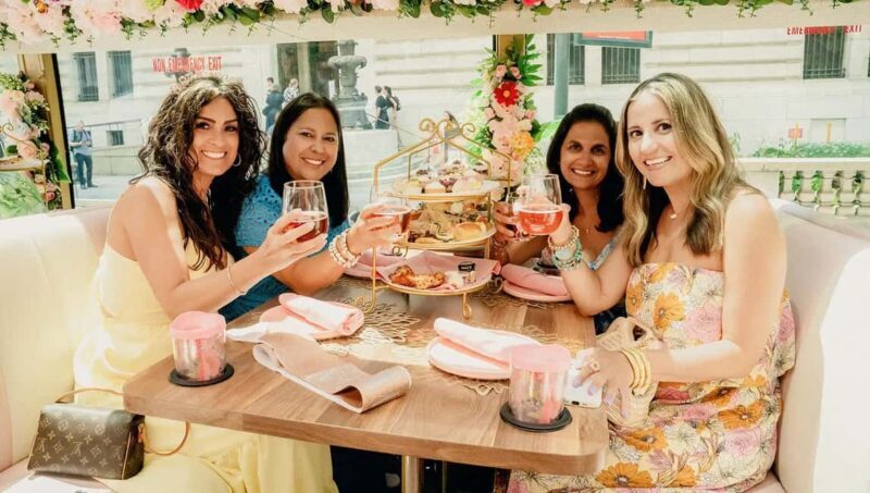 Chicago: Tea Around Town With Curated Teas & Iconic Sights - Who Would Enjoy This Tour?