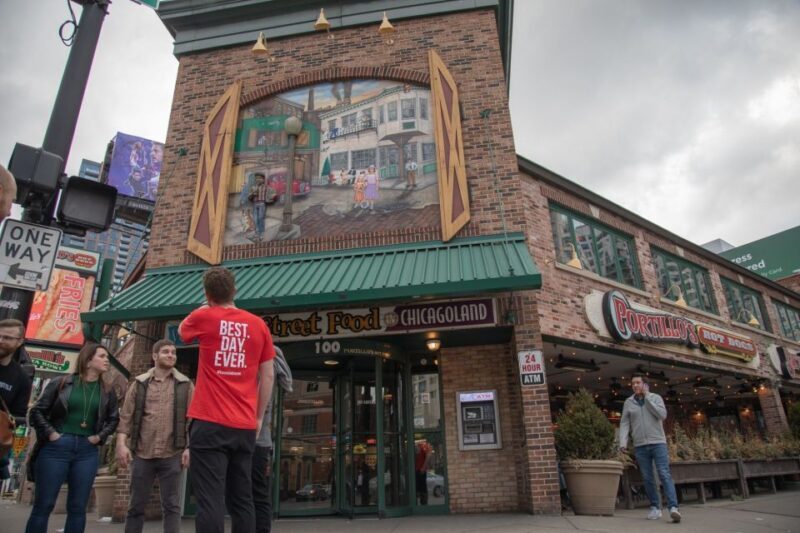 Chicago: The Ultimate Foodie Walking Tour with Tasty Stops - Key Points
