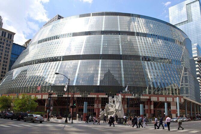 Chicago Walking Tour: Connecting Past and Present - An Inside Look at the Tour Experience