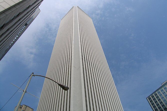 Chicago Walking Tour: Modern Architecture - Authentic Experiences and Insightful Stories