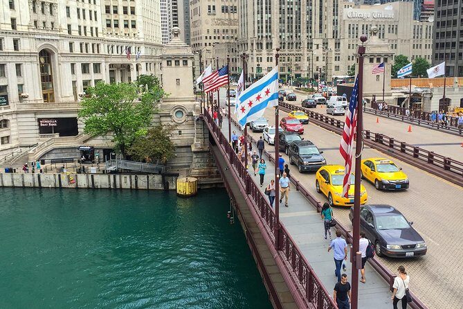Chicago Walking Tour: The Magnificent Mile - A Deep Dive into the Magnificent Mile Walking Tour