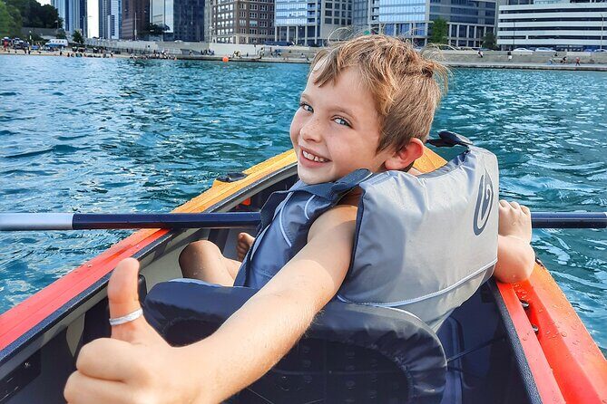 Chicago's Lake Michigan Downtown Kayak Rental at Ohio Street Beach - Key Points