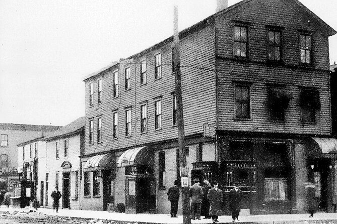 Chicagos Ragtime & Jazz Eras: A Self-Guided Audio Tour - The Itinerary: A Walk through Chicago’s Musical and Criminal Past