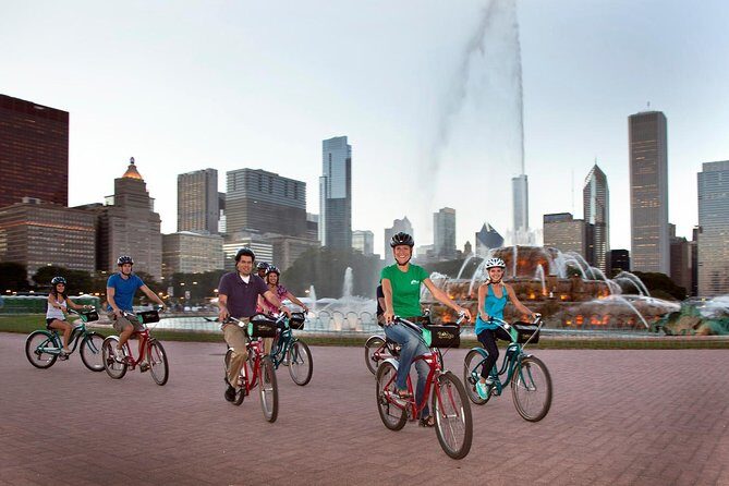 Chicago's Ultimate City Bike Tour - An In-Depth Look at the Itinerary