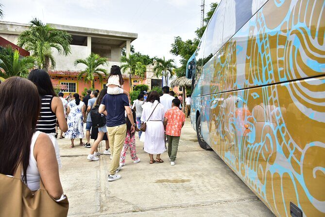 Chichén Cenote and ValladolidkTour with Buffet Lunch from Tulum - Authentic Experience or Touristy Convenience?