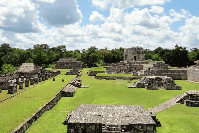 Chichén Itzá, 2 cenotes Ik kill and Hubiku and Valladolid visit - Key Points