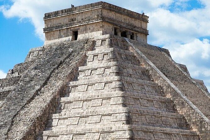 Chichen Itza and Mayan Traditions - Discovering the Chichen Itza and Mayan Traditions Tour