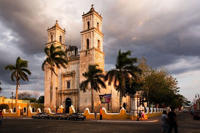 Chichén Itzá, Cenote and Valladolid with Lunch and transportation. - FAQ