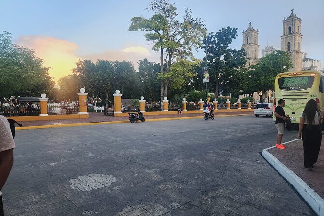 Chichén Itzá, Cenote Ikil & Hubiku with Valladolid Tour - FAQs