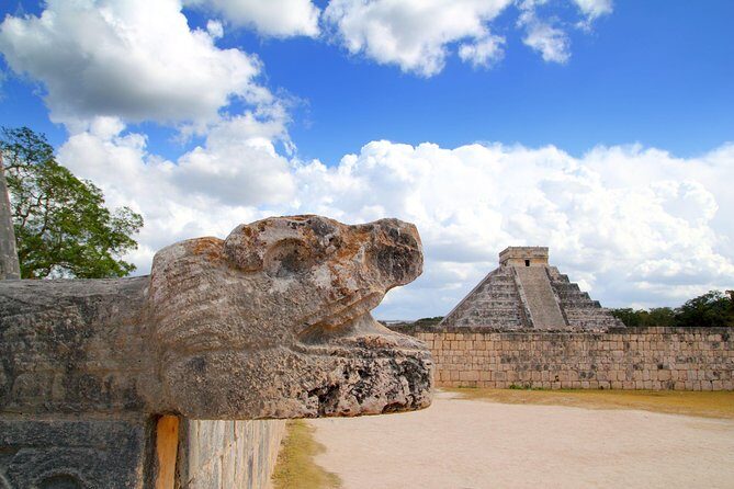 Chichen Itza Early Access Tour with Expert Guide & Buffet Lunch - The Pickup and Long Journey