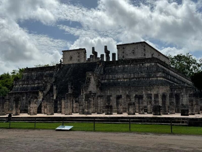 Chichen Itza: Private tour (Lunch in Valladolid & Cenote) - Tasting Local Flavors in Valladolid