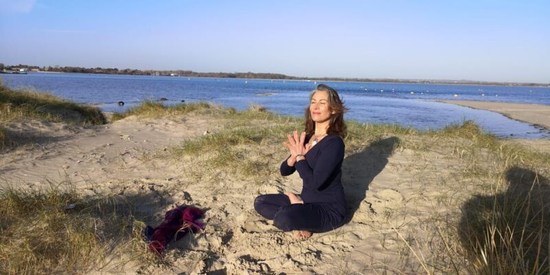 Chichester: Beach Yoga on Hayling Island - An Authentic Beachside Yoga Experience in West Sussex