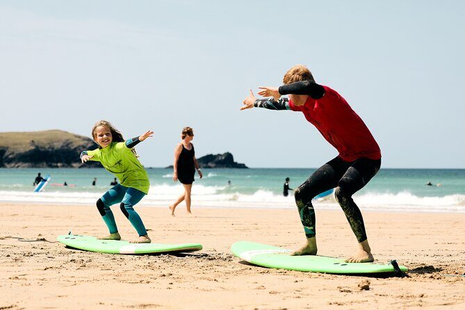 Children's School Holiday Surf Session (8-13 year olds) - Introduction: A Friendly and Well-Organized Way to Learn Surfing