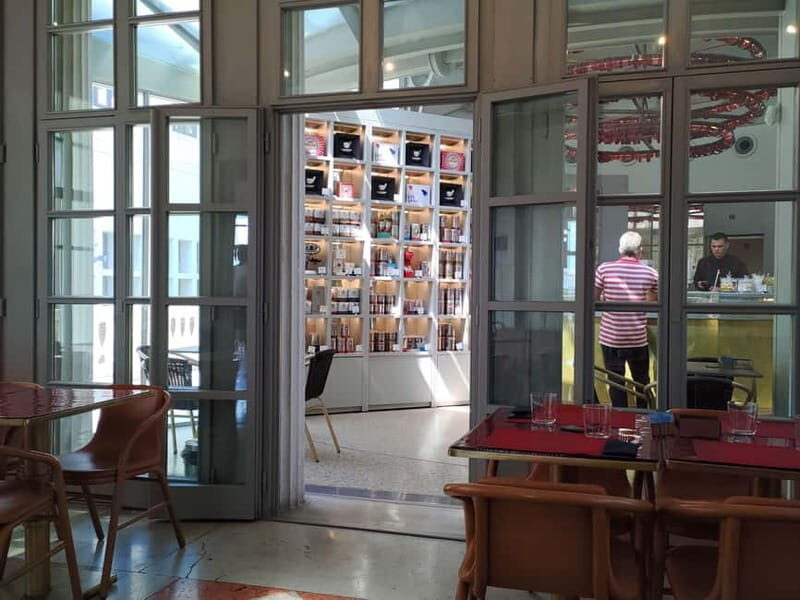Chill coffee or meal break at illy Caffè in St.Mark's Square - Practical Considerations