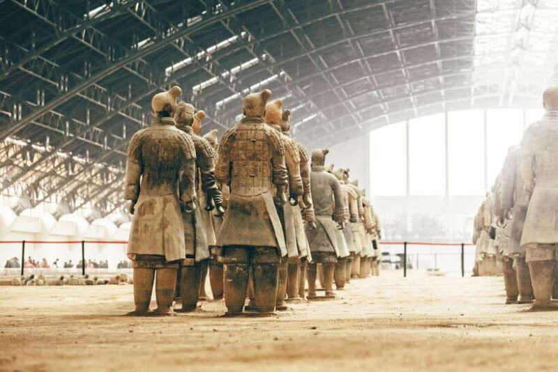 China: 11-Day Top Cities Tour with Cruise and Terracotta - Accommodation and Meals