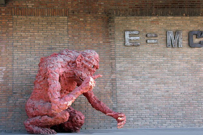 China Art Museum and 798 Art Zone Private Tour - FAQs