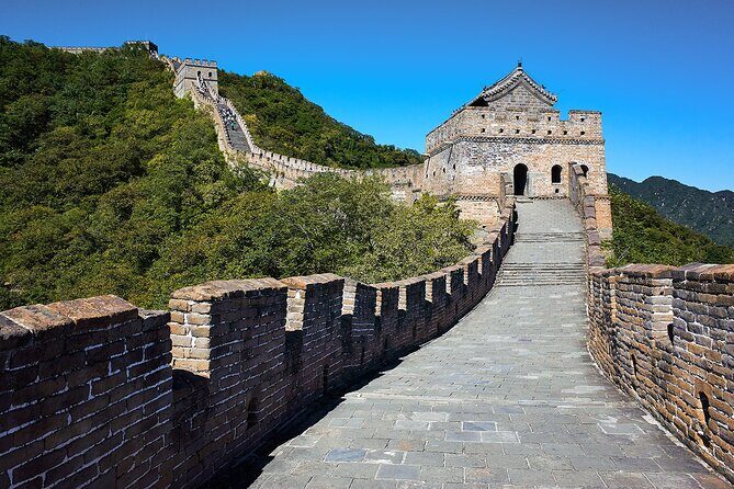 China Golden Triangle Cities & Yangtze River Cruise - Cultural Gems and Architectural Marvels