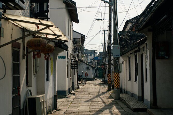 Chinese Painting with Local Master in Water Town - FAQ